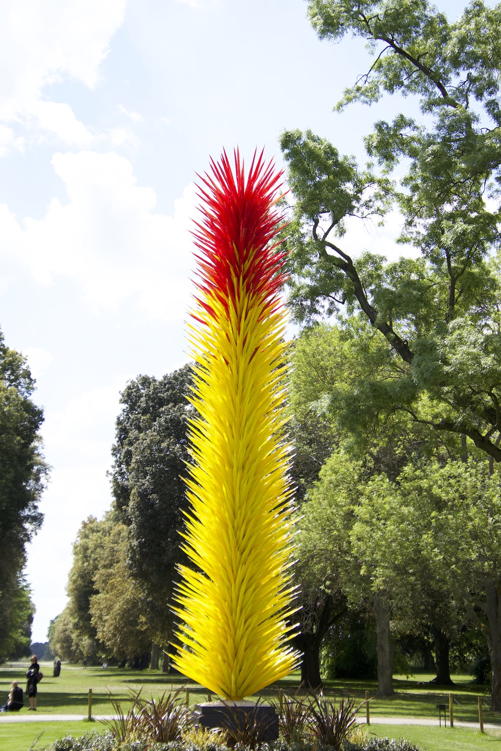 The Glass Art of Dale Chihuly—Royal Botanic Gardens in Kew, England ...